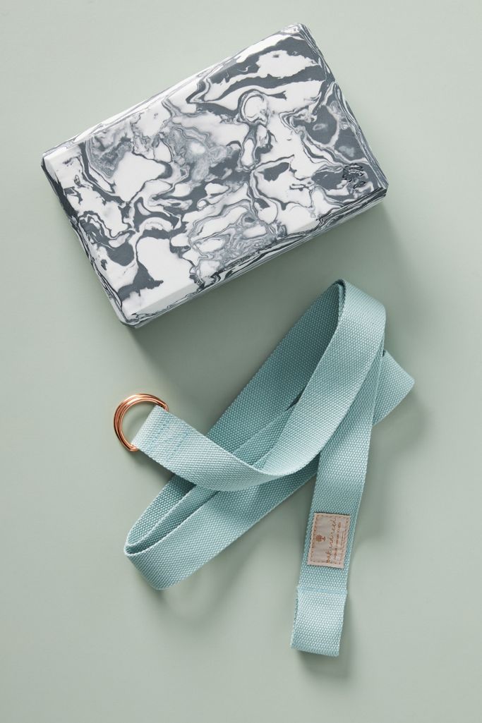 Oak and Reed Yoga Block and Strap Set | Anthropologie