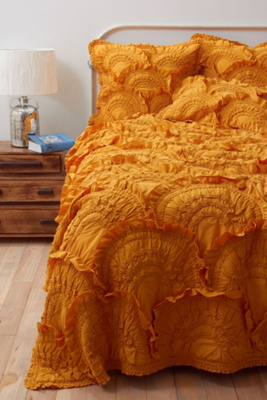 Rivulets Quilt, Gold | Anthropologie