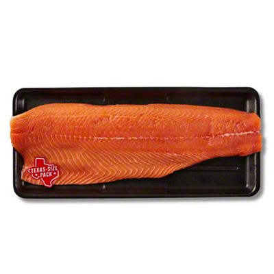 H-E-B Fish Market Fresh Atlantic Salmon Fillet - Texas-Size Pack | Joe ...