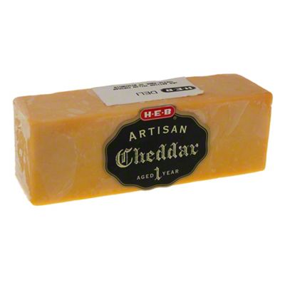 H-E-B Deli Chihuahua Menonita Cheese, Sliced | Central Market - Really ...