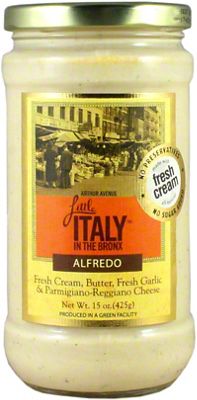 Little Italy In The Bronx Alfredo Sauce, 15 oz | Central Market ...