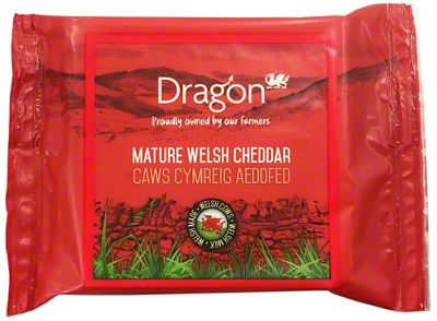 Dragon Mature Welsh Cheddar, 7 oz | Central Market - Really Into Food