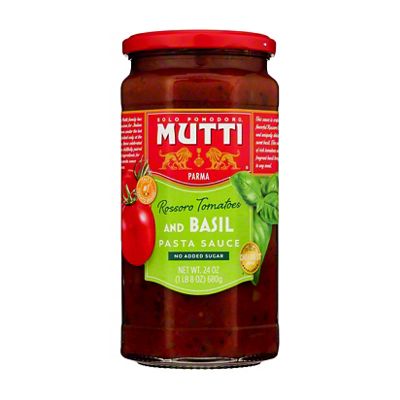 Mutti Tomato & Basil Pasta Sauce, 24 oz | Central Market - Really Into Food