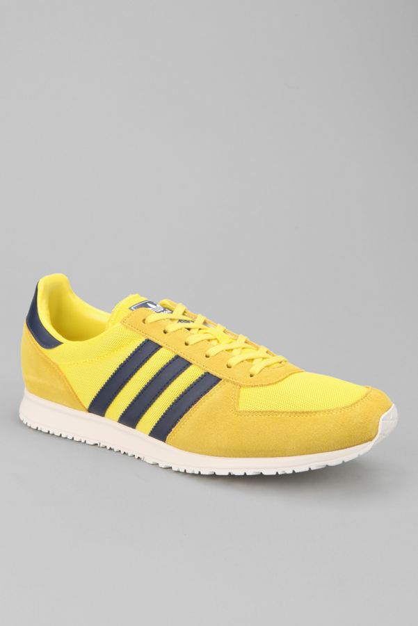 adidas adiSTAR Racer Sneaker | Urban Outfitters
