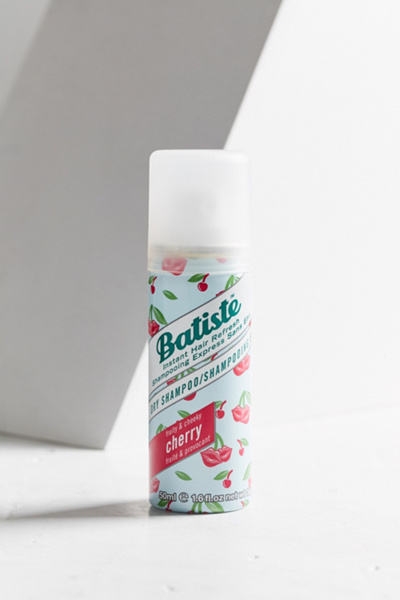 Batiste Dry Shampoo Mini Spray | Urban Outfitters