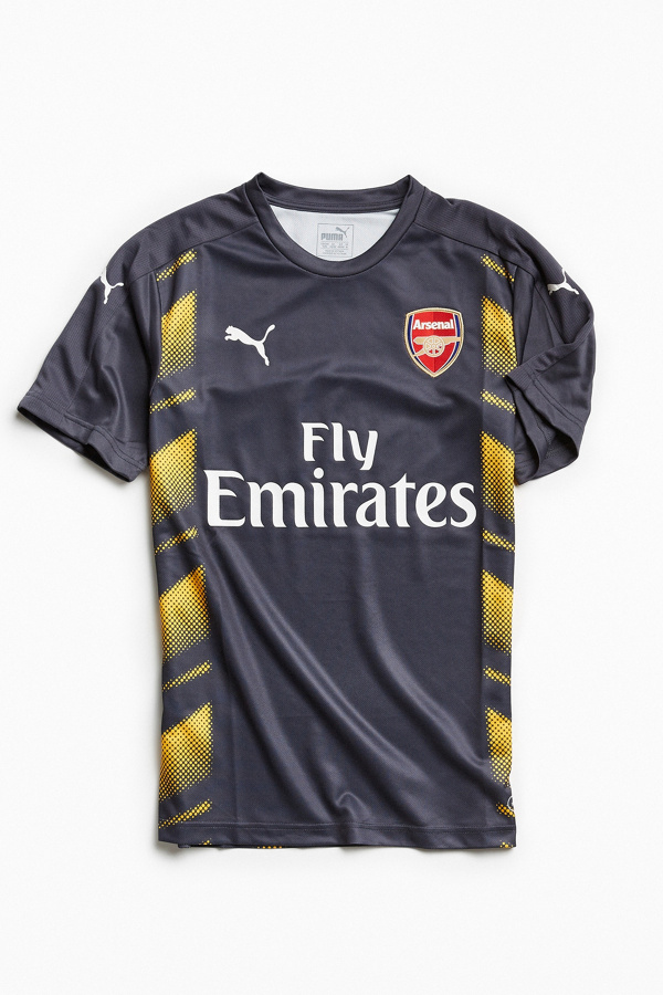Puma Arsenal Stadium Jersey | Urban Outfitters