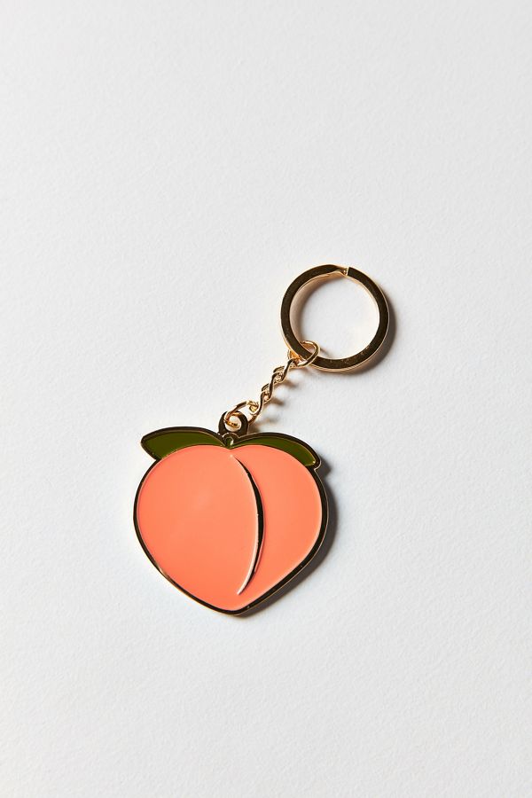 VERAMEAT Peach Keychain | Urban Outfitters