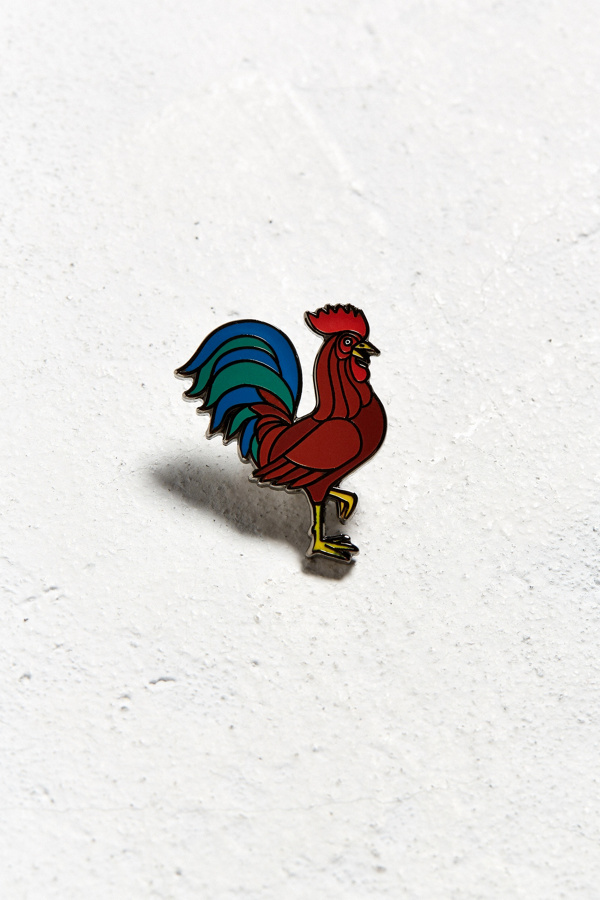 UO Rooster Pin | Urban Outfitters Canada