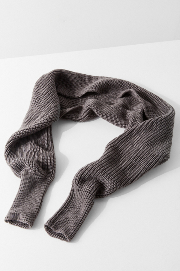 Verloop Sweater Sleeve Shrug Scarf | Urban Outfitters Canada