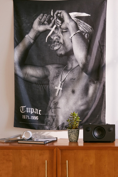 Tupac Poster Tapestry | Urban Outfitters