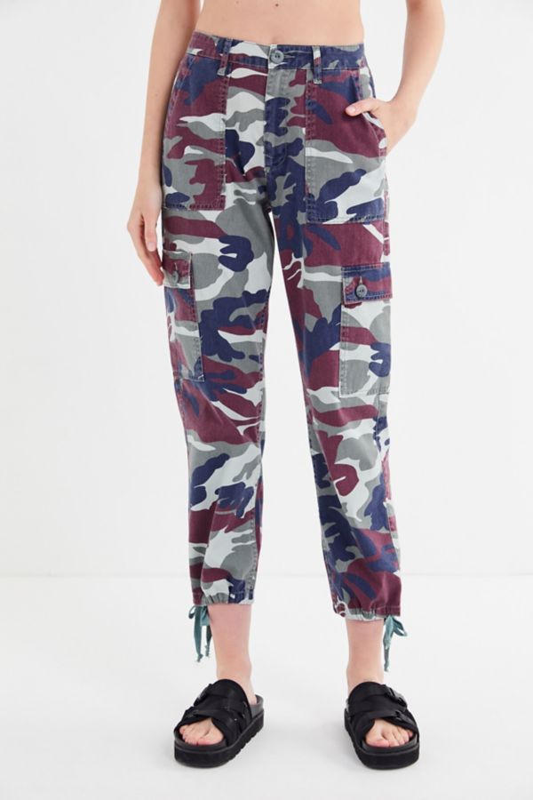 Uo Authentic Camo High Rise Cargo Pant Urban Outfitters