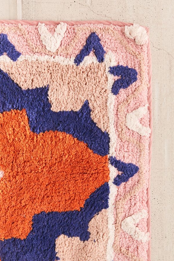 Geo Runner Bath Mat | Urban Outfitters Canada