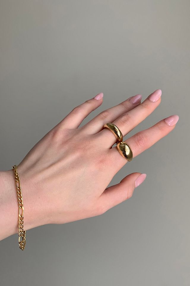 Static Nails Reusable Pop-On Manicure Set | Urban Outfitters