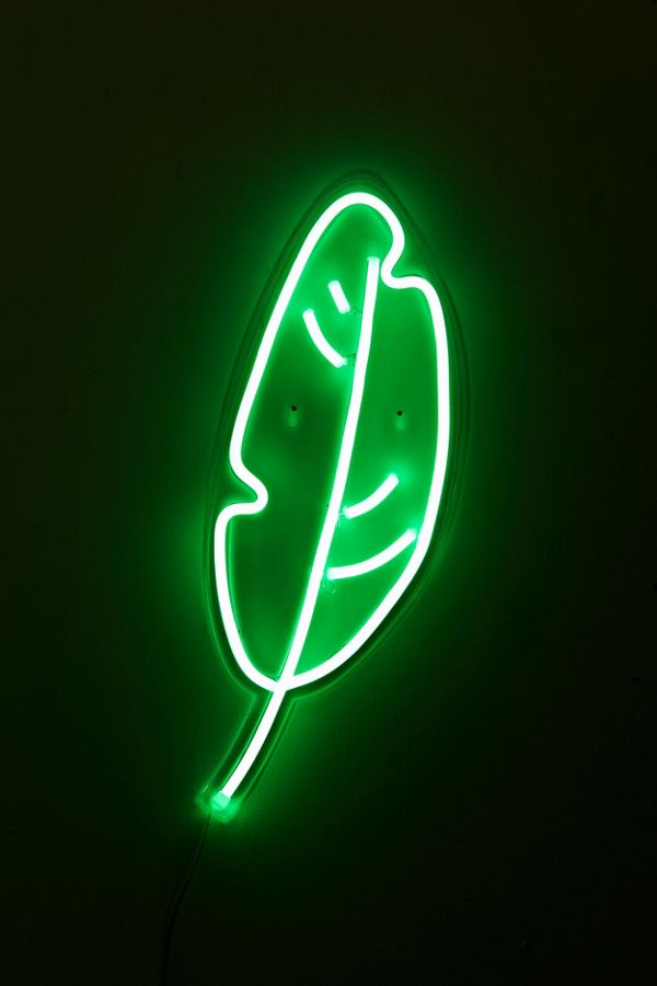 The Oliver Gal Artist Co. Leaf LED Neon Sign | Urban Outfitters