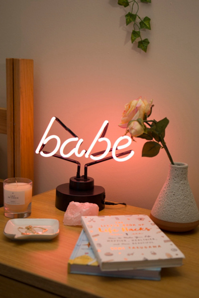 Babe Neon Sign Table Lamp | Urban Outfitters