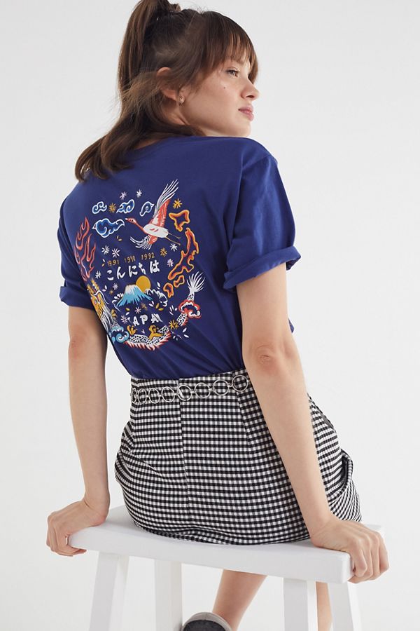 Embroidered Japanese Art Tee | Urban Outfitters