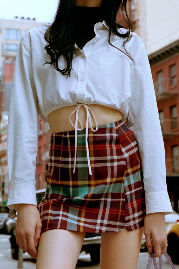 UO Daisy Drawstring Cropped Top | Urban Outfitters