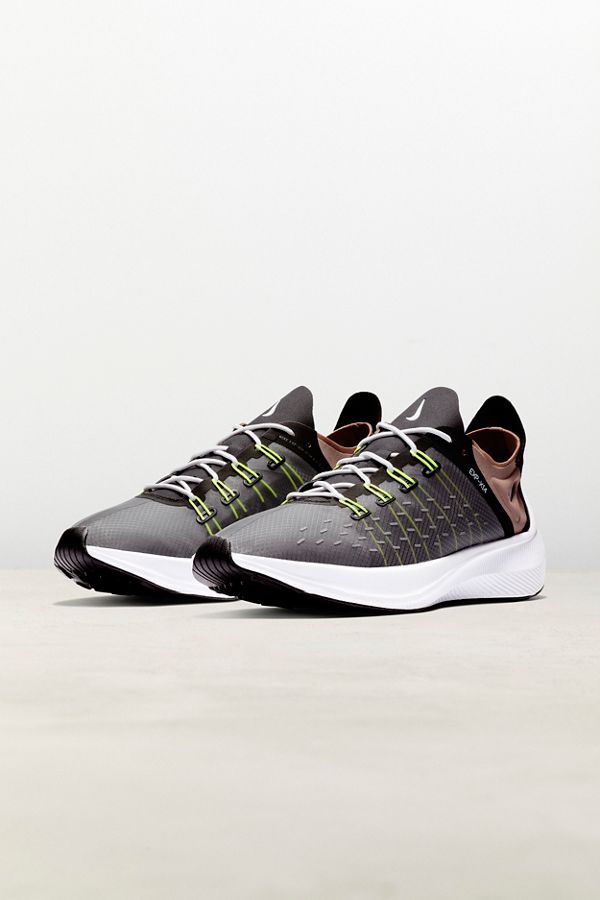 Nike EXP-X14 Sneaker | Urban Outfitters