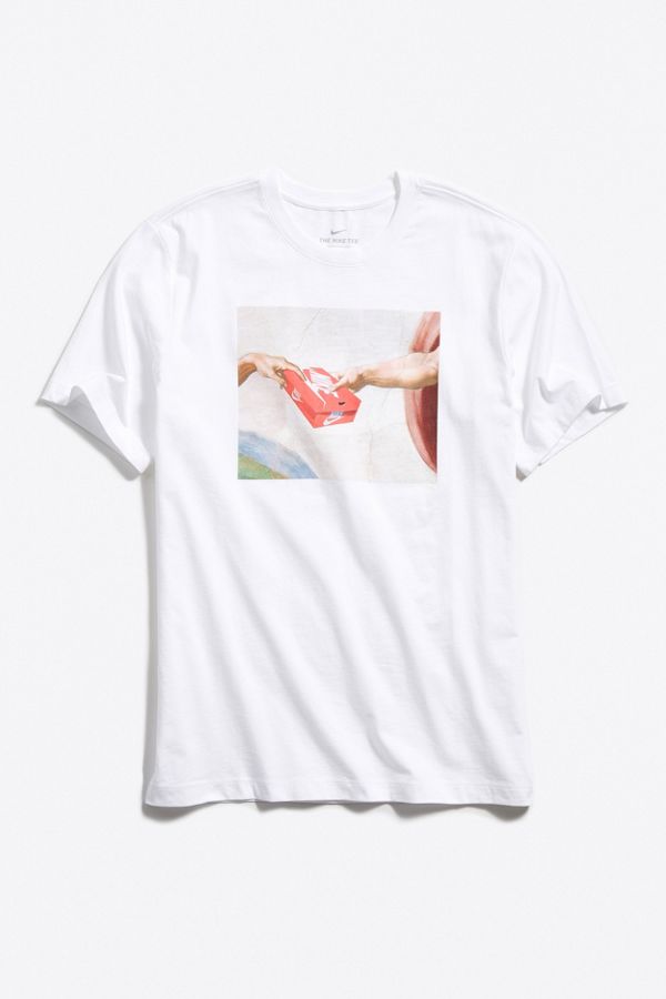 Nike Sportswear Handoff Tee | Urban Outfitters