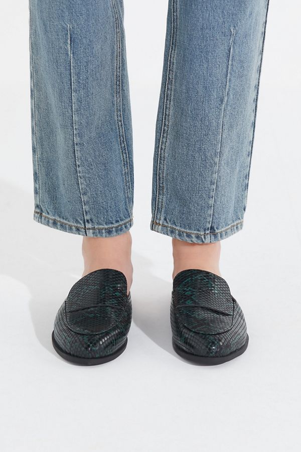 UO Daria Faux Snakeskin Mule | Urban Outfitters