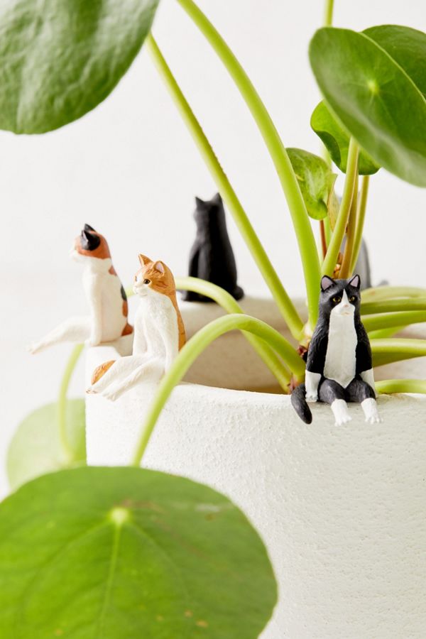 Sitting Cat Figure | Urban Outfitters