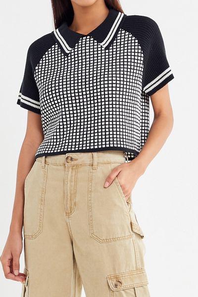 UO Boxy Polo-Style Cropped Sweater | Urban Outfitters