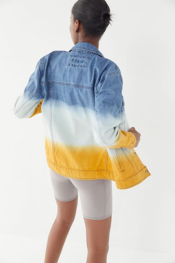 Bagatelle Dip-Dyed Denim Trucker Jacket | Urban Outfitters