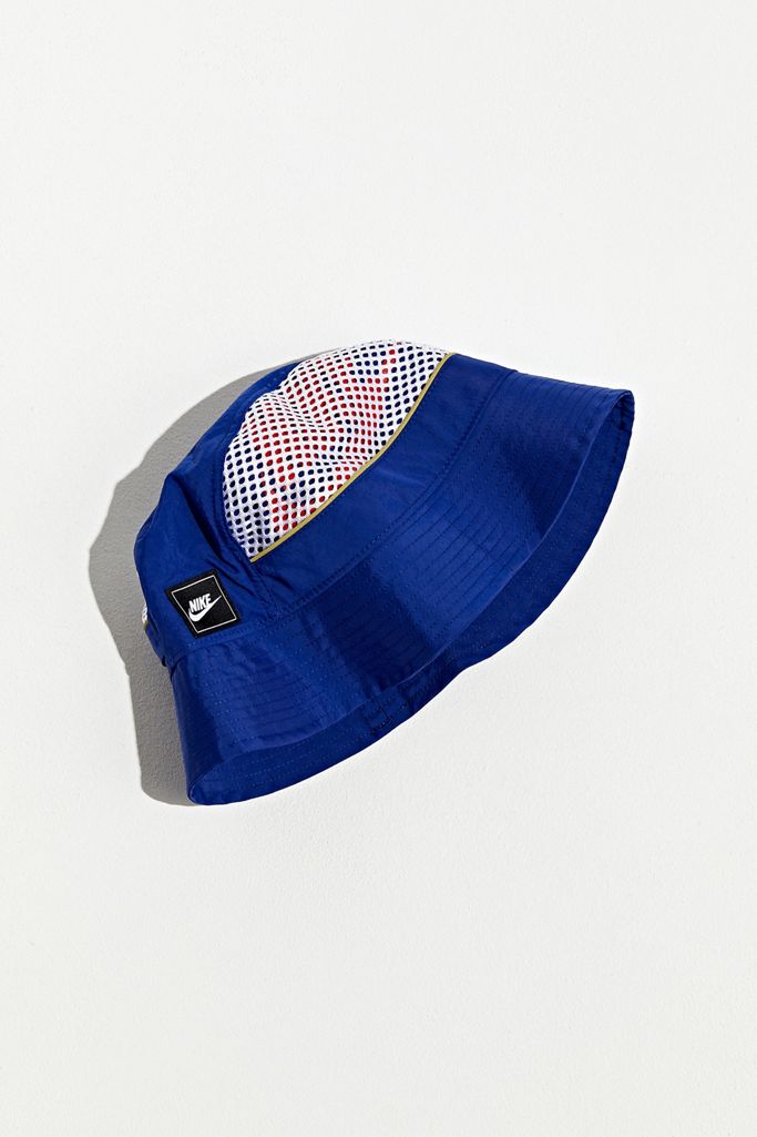 Nike Mesh Bucket Hat | Urban Outfitters