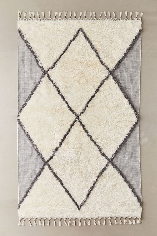 Shiloh Woven Shag Rug | Urban Outfitters