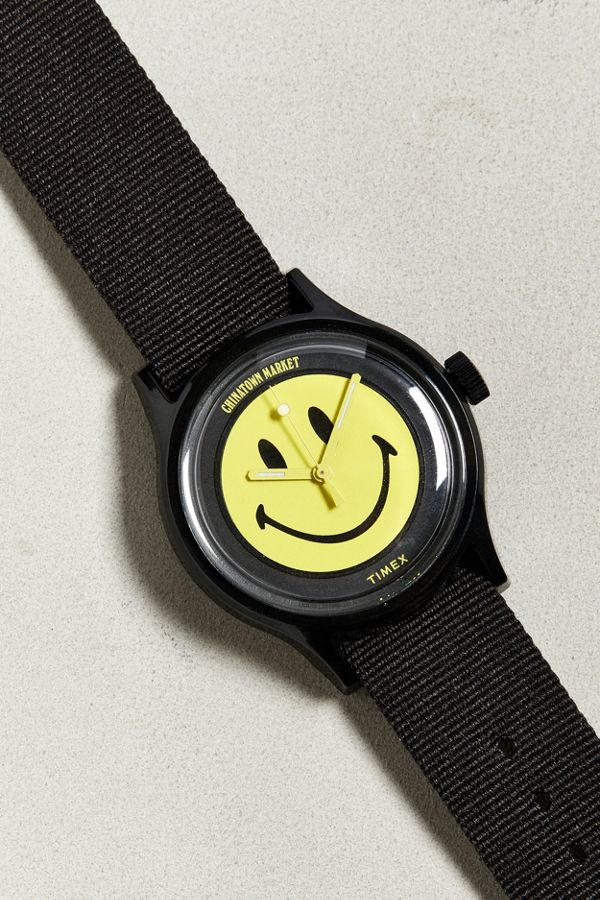 Timex X Chinatown Market X Smiley Watch | Urban Outfitters Canada