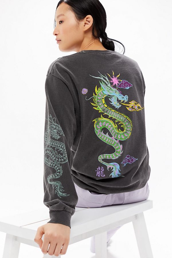 BDG Dragon Long Sleeve Tee | Urban Outfitters