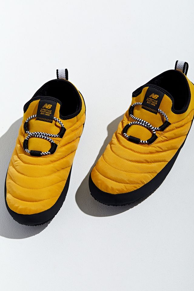 New Balance Caravan Moccasin | Urban Outfitters