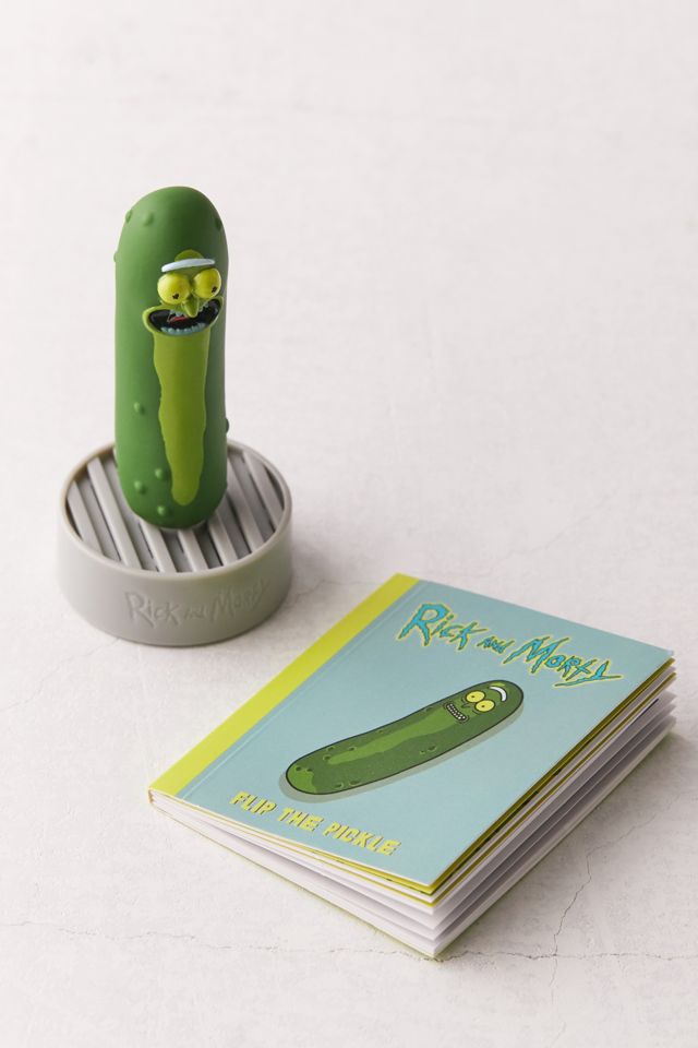 Rick And Morty: Talking Pickle Rick By Robb Pearlman | Urban Outfitters