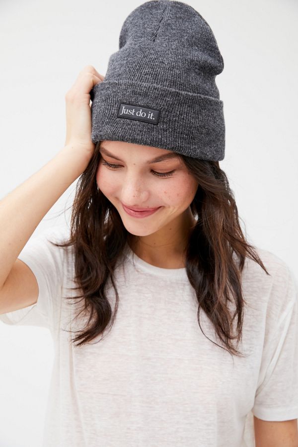 Nike Sportswear Just Do It Dri-FIT Beanie | Urban Outfitters