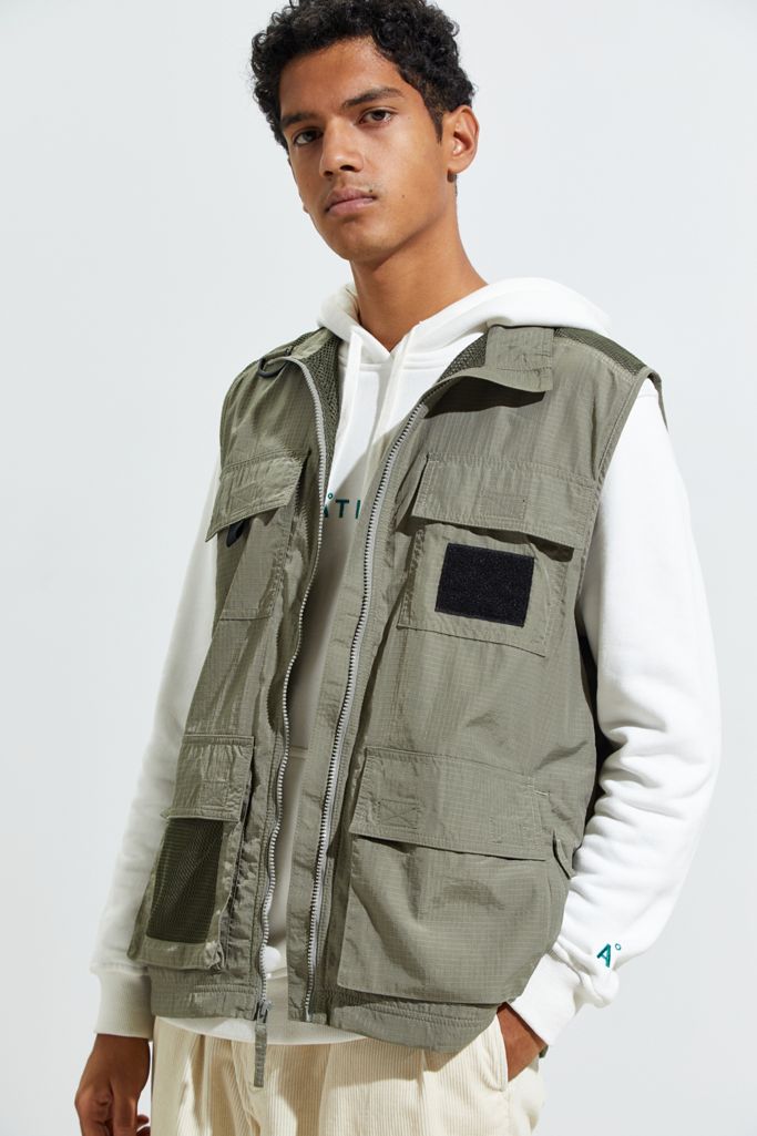 UO Fishing Utility Vest | Urban Outfitters