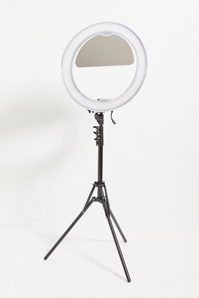 Impressions Vanity Co. LED Studio Ring Light Set | Urban Outfitters