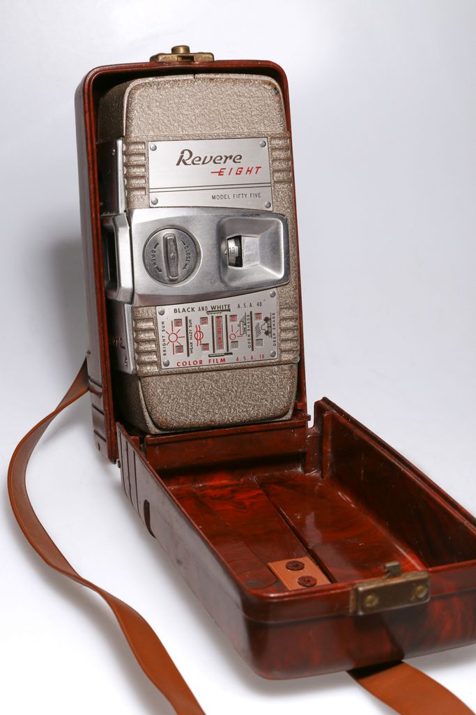 Acme Camera Co. Vintage Revere 8 Model 55 Movie Camera | Urban Outfitters