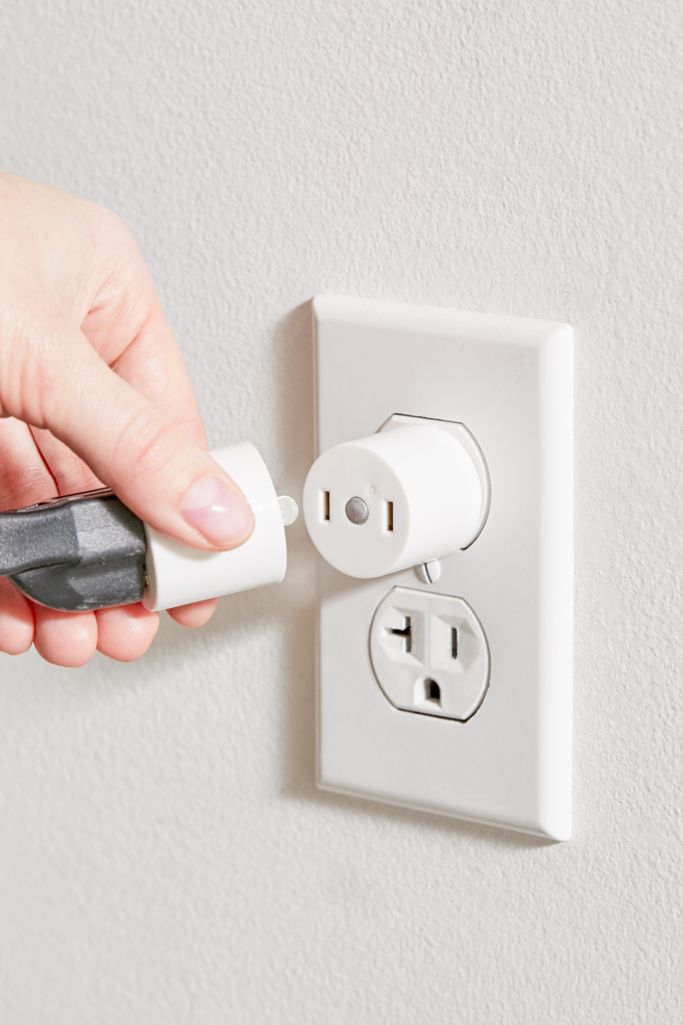 ILOVEHANDLES Tug Breakaway Plug | Urban Outfitters