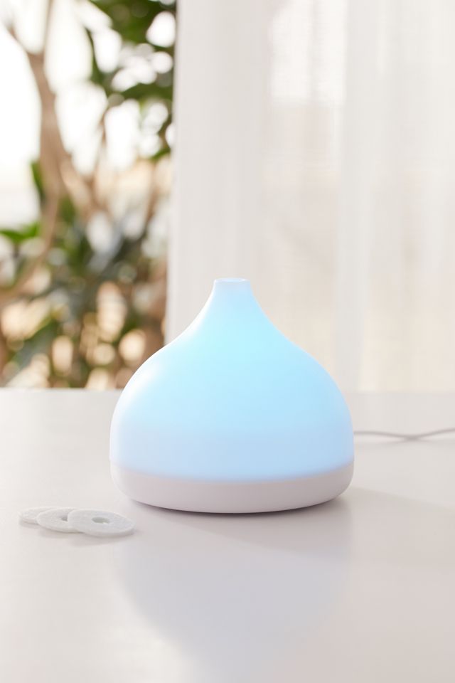 Mahli Mini Color-Changing Fan Diffuser | Urban Outfitters