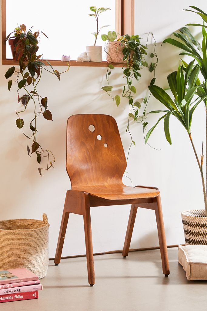 Urban Renewal Vintage Circles Chair | Urban Outfitters