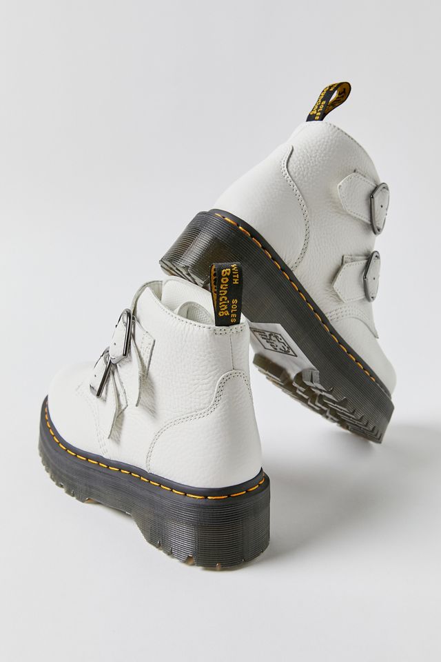 Dr. Martens Devon Heart Platform Boot | Urban Outfitters