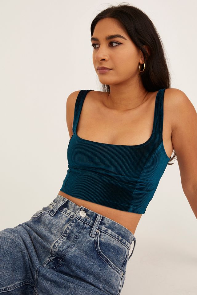 UO Maddie Ribbed Velvet Cropped Tank Top | Urban Outfitters Canada