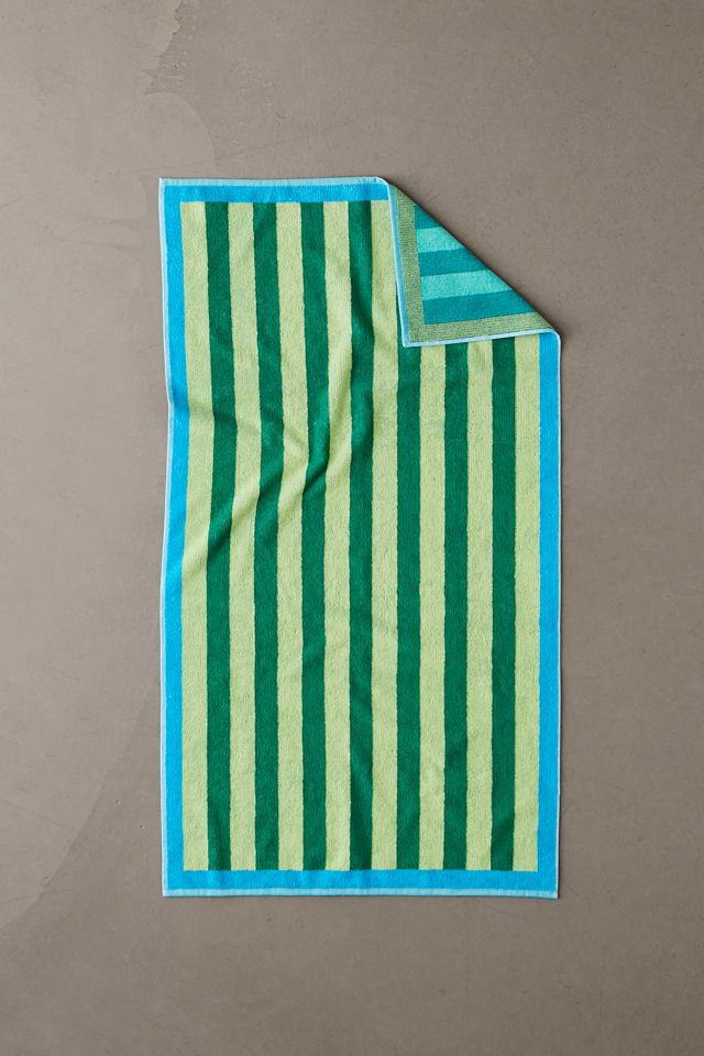 Super Stripe Bath Towel | Urban Outfitters Canada