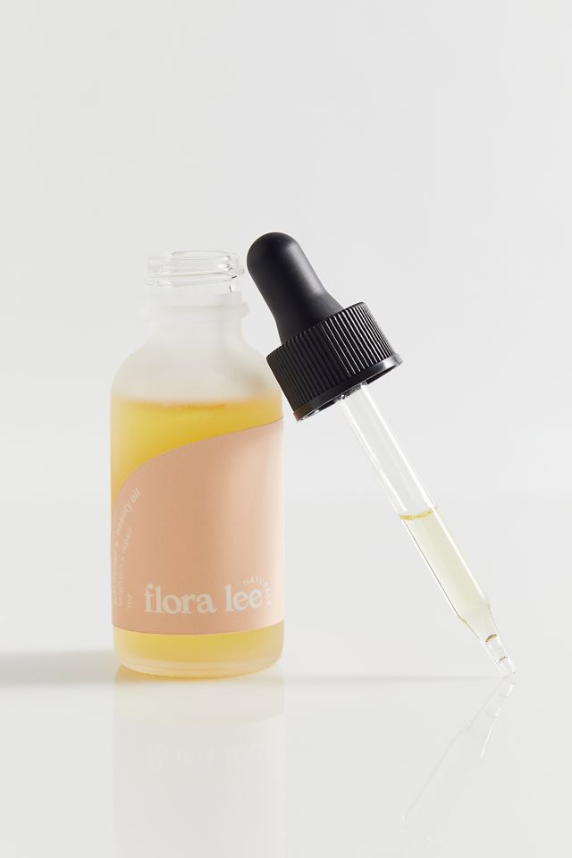 Flora Lee Naturals Gardener’s Beauty Oil | Urban Outfitters