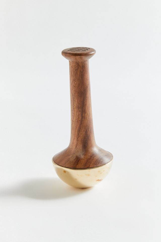 PAAVANI Ayurveda Kansa Wand Facial Tool | Urban Outfitters