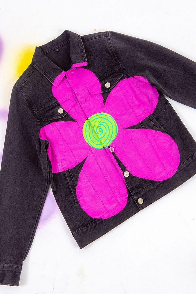 Zig Zag Flower Bomb Denim Jacket | Urban Outfitters