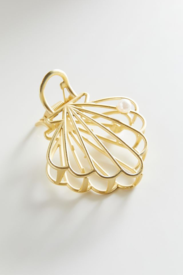 Shell Metal Claw Clip | Urban Outfitters Canada