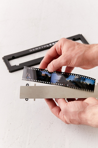 Lomography DigitaLIZA 35mm Film Scanning Mask | Urban Outfitters Canada