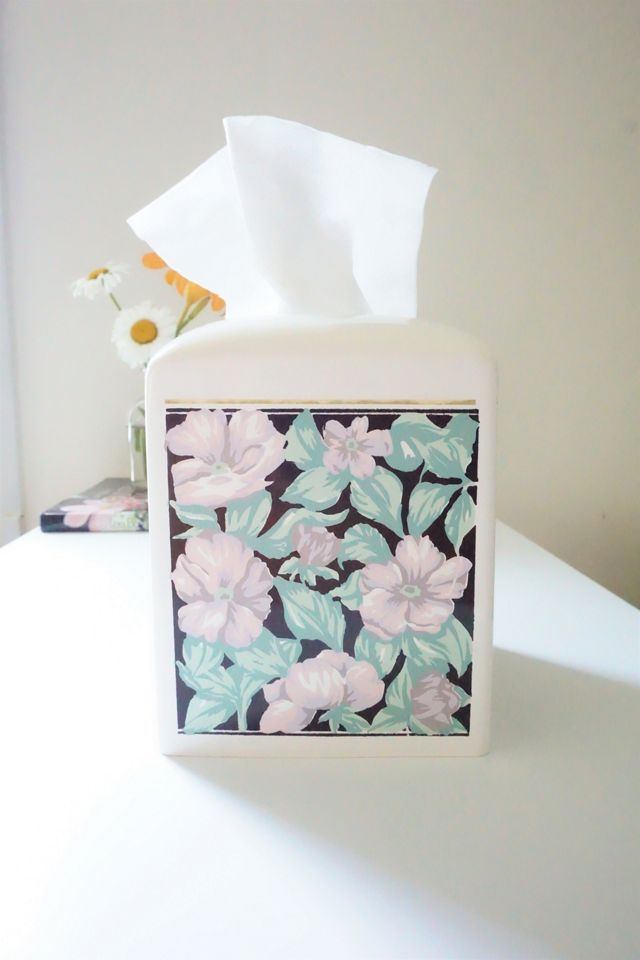 Vintage Floral Pattern Tissue Box Cover | Urban Outfitters