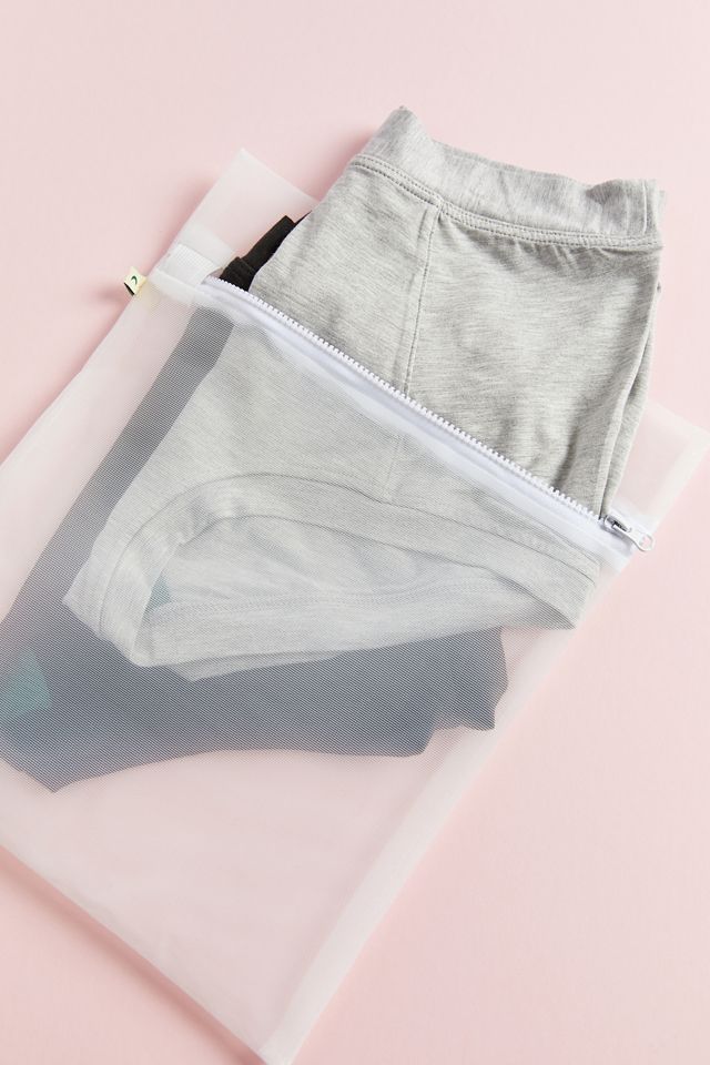 huha-delicate-wash-bag-urban-outfitters